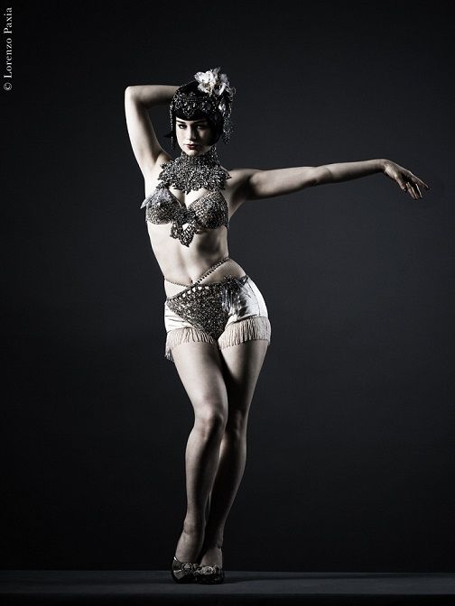 Vicki Butterfly Springheel