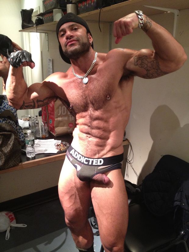 Rogan Richards Gayporn