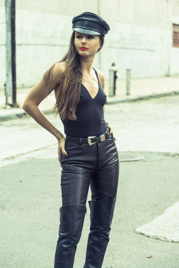 Mistress Adrienne Hogspy