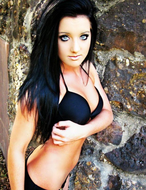 Fabulous Brunette Teen In A Incredible Novice Pic Logansparta
