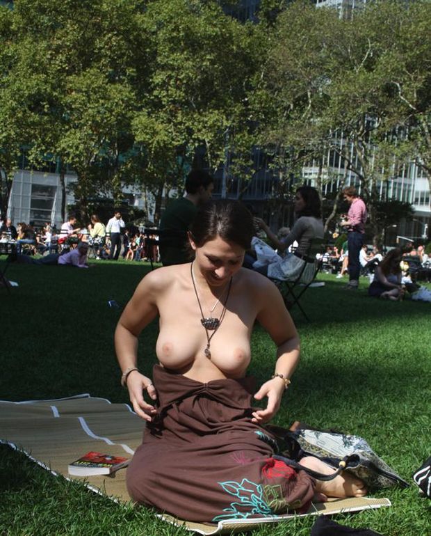 Topless Park Ny Lukasdominik