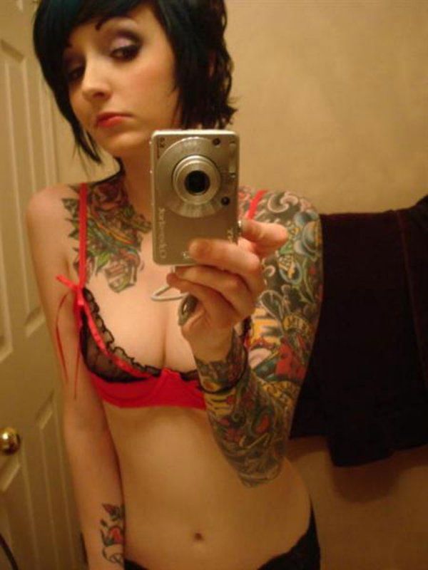 Superb Emo Brunette In A Incredible Amateur Johno15