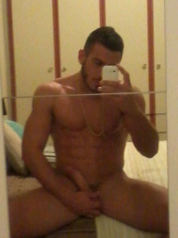 Nicolas Mits Gayporn