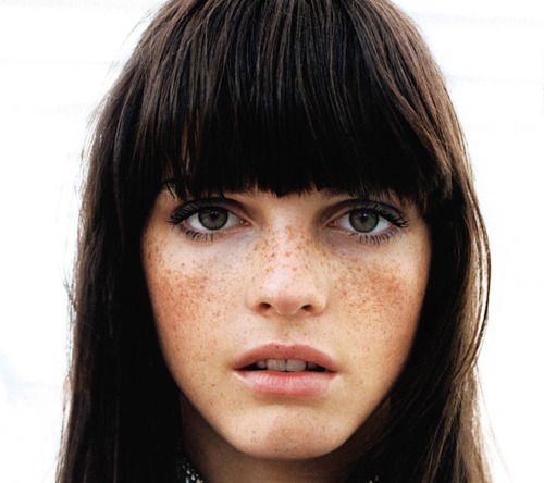 Freckles Brunette Dongidew