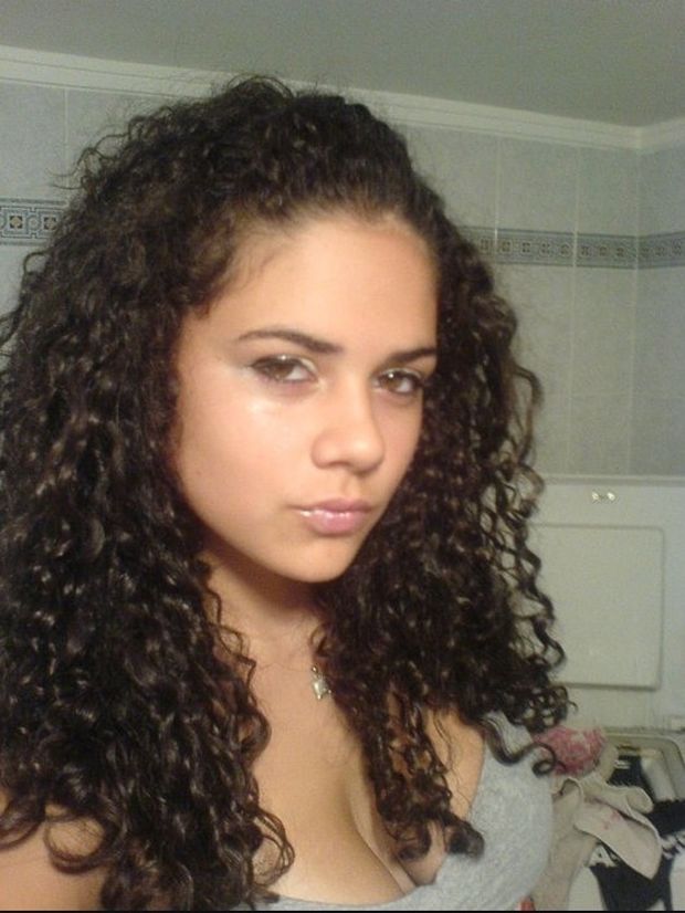Hot Rookie Selfshot Pic With A Lovely Jugs Akis27