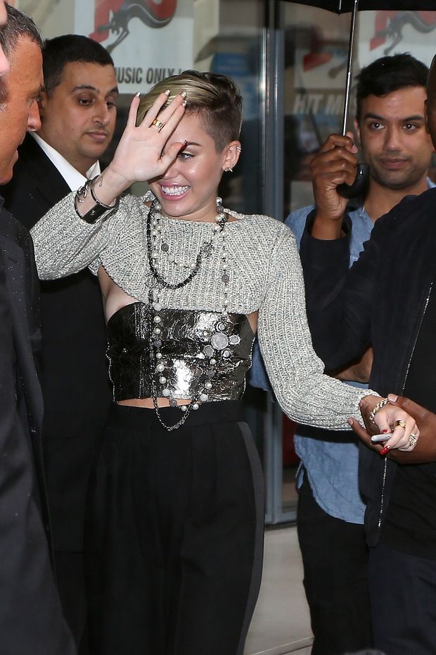 Miley Cyrus Oops Nip Slip Videocelebrities