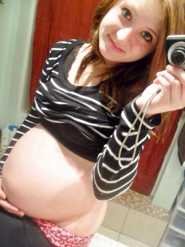 Pr3gfan Preggo Clothed Pin 9536127