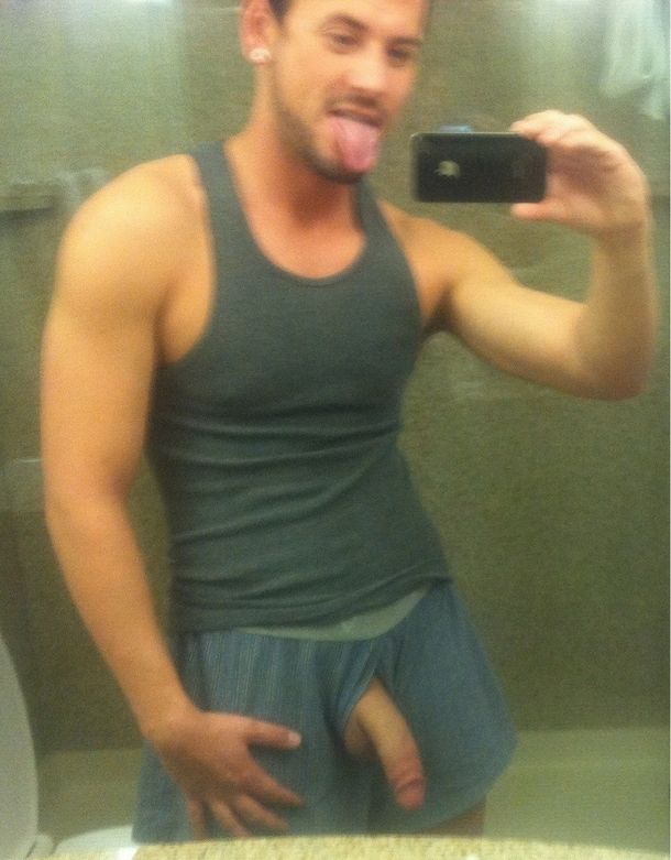 Peeking Through Gayestporn