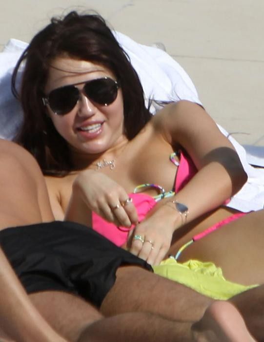 Miley Cyrus Yourcelebrity