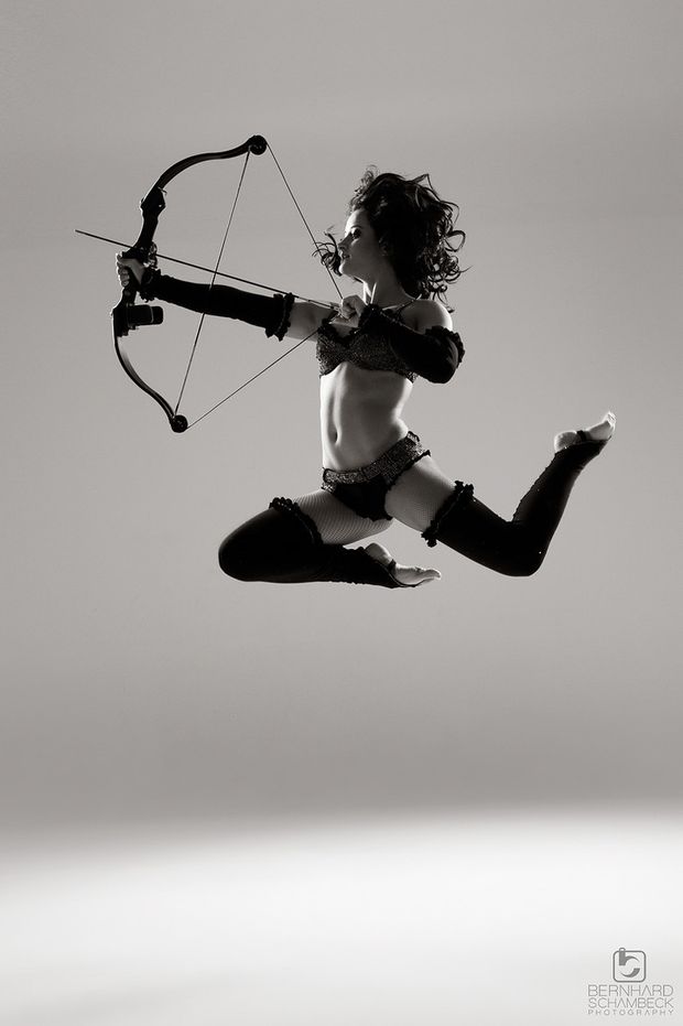 Archery Hidemynutz