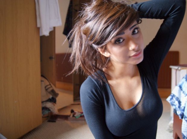 See Through Cleavage Bowelseye