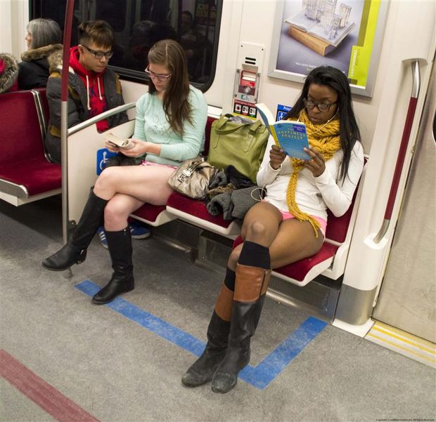 No Pants Subway Gupr