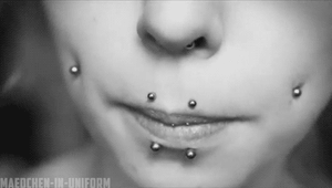 Split Tongue S