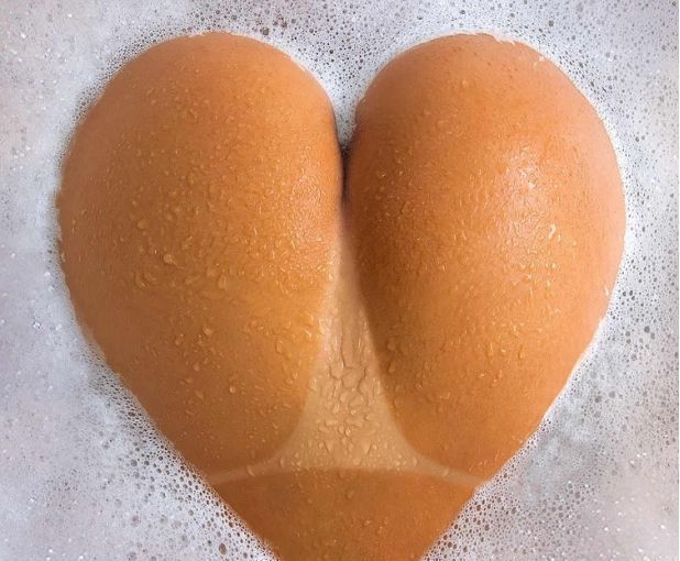 Erotic Arse Lovehim
