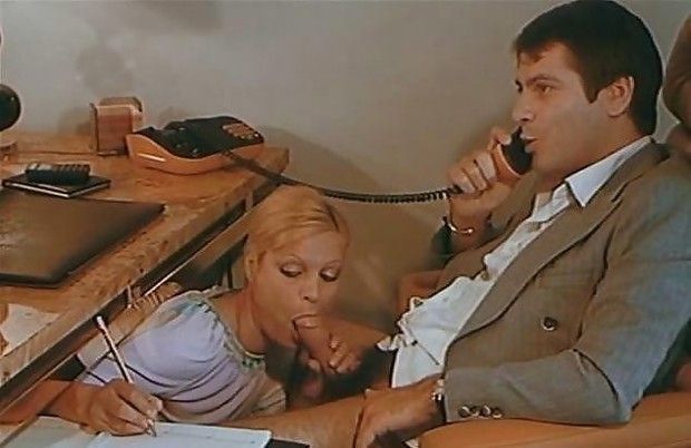 Secretary Does Her Job Helping Me During My Calls Doublefun