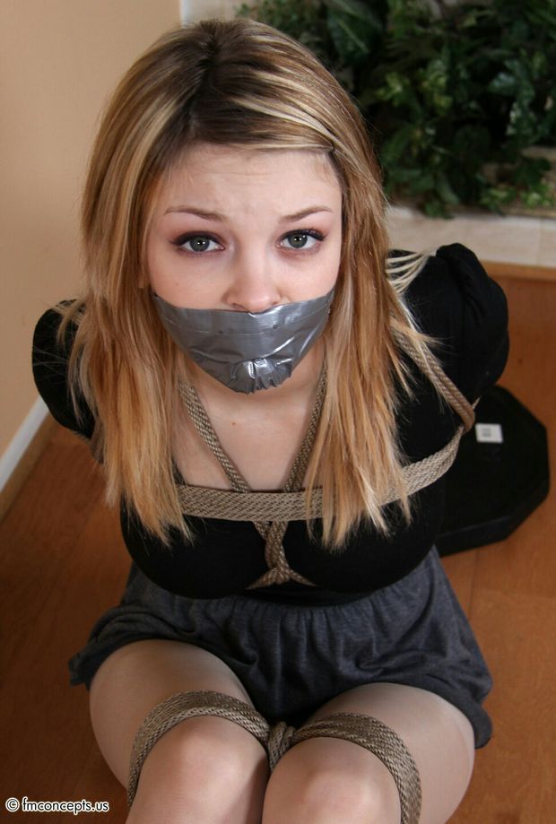 Bree Daniels Floor Tapegag Toxdrive
