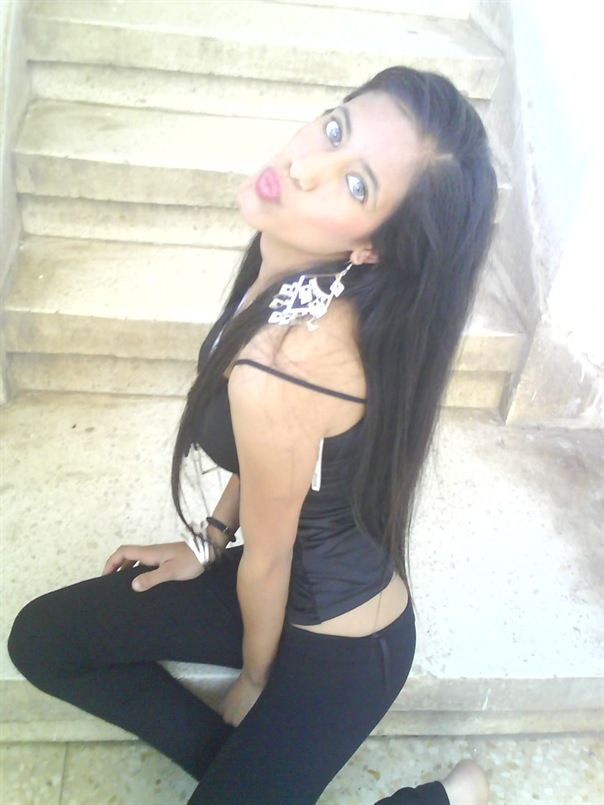Cute Young Teen In Tight Yoga Pants Hotintights