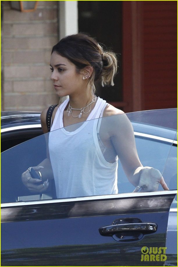 Vanessa Hudgens Los Feliz Candid Hotgirlpic