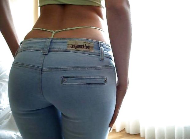 Russak20 Whale Tails Pin 20971329