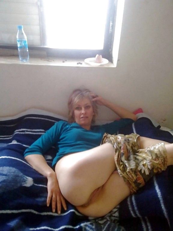 Corrupted Qt Wives Pin 22302810
