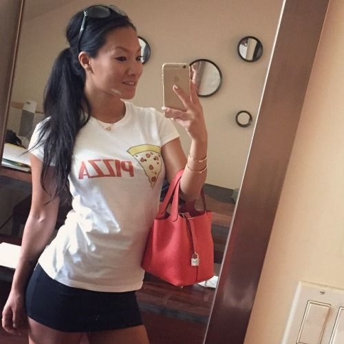 Asa Akira Selfie In Pizza Shirt Japanesebabesdoporn