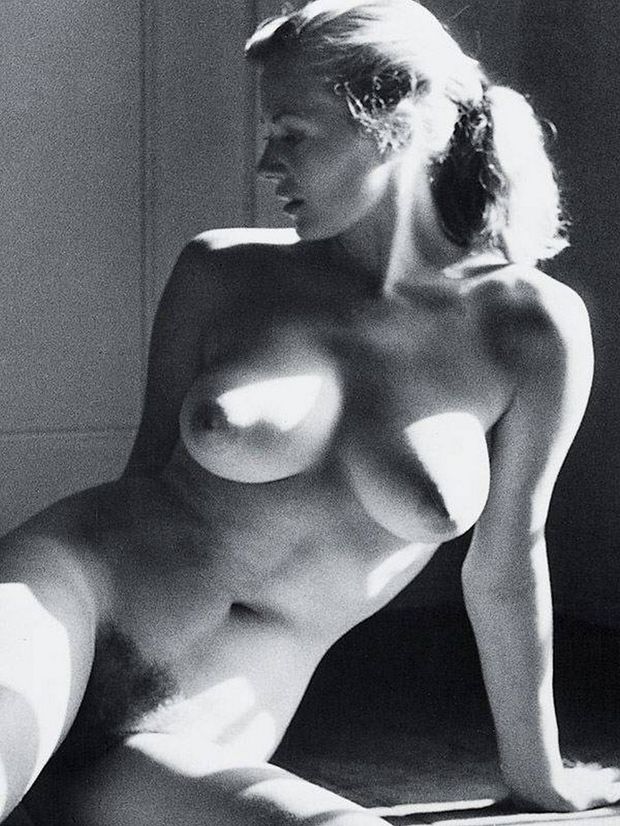 Anita Ekberg Small1sh