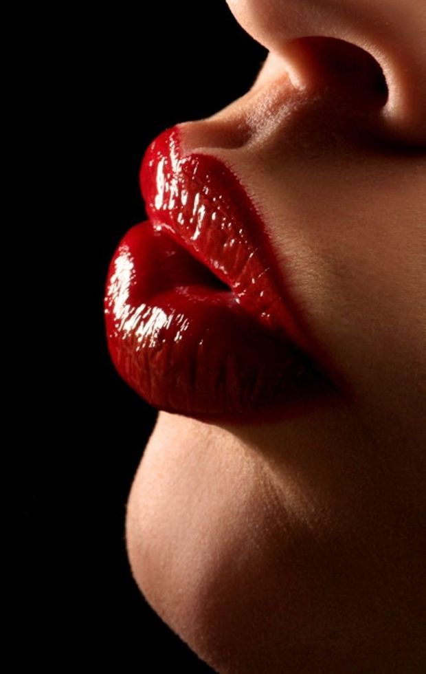 Theconsonant Lip Service Pin 26655870
