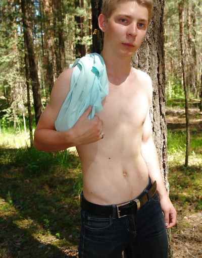 Youthful Twinks Acquire Nude On Camera Mitchekpols