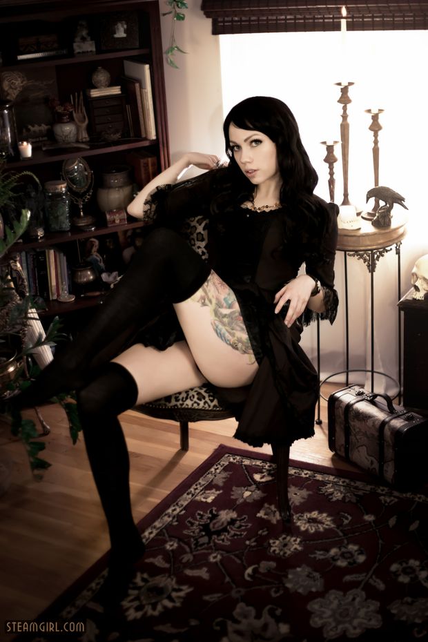 Epicure Steampunk Pin 39296349
