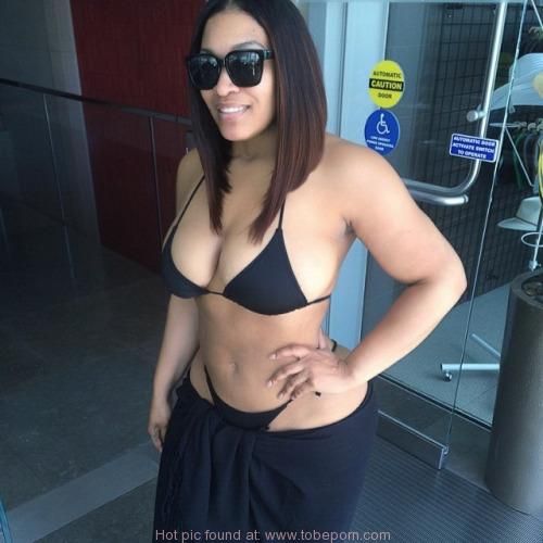 Sexy Milf With Amazin Body Nice Tits And Great Ignatiusreilly
