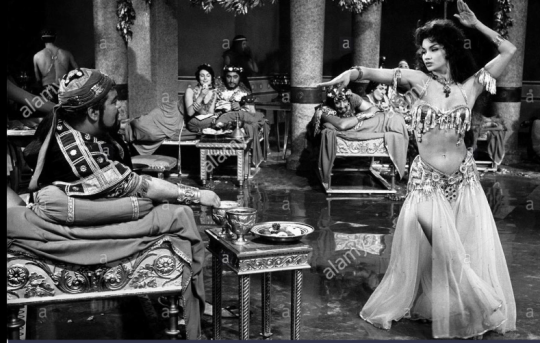 Chelo Alonso The Queen Of The Kajirae From Wondering
