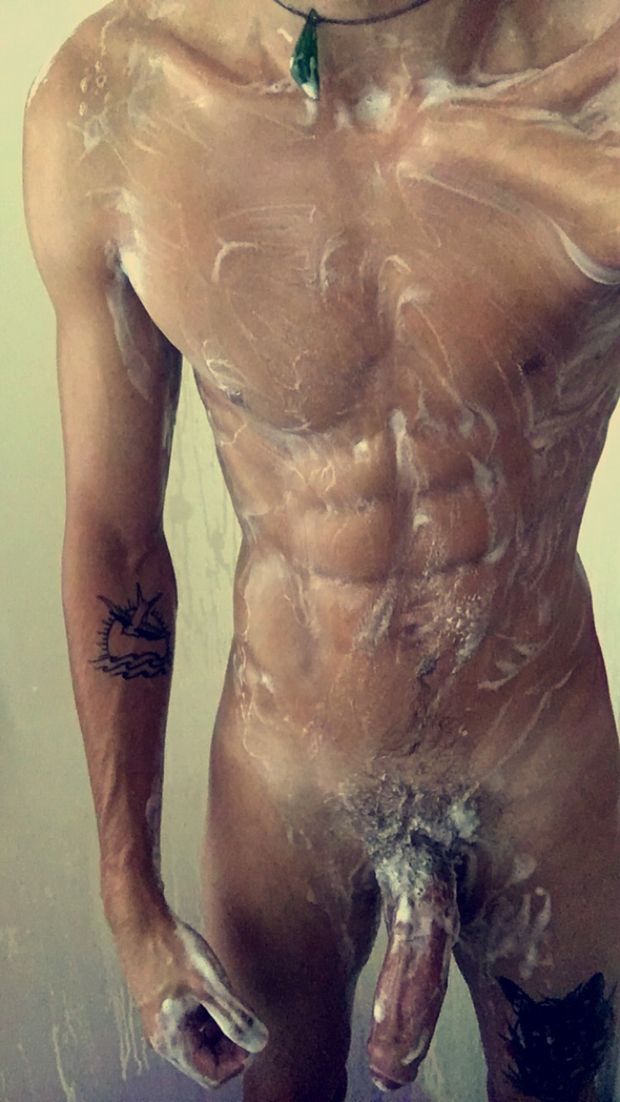 Iats Men With Pin 47155169