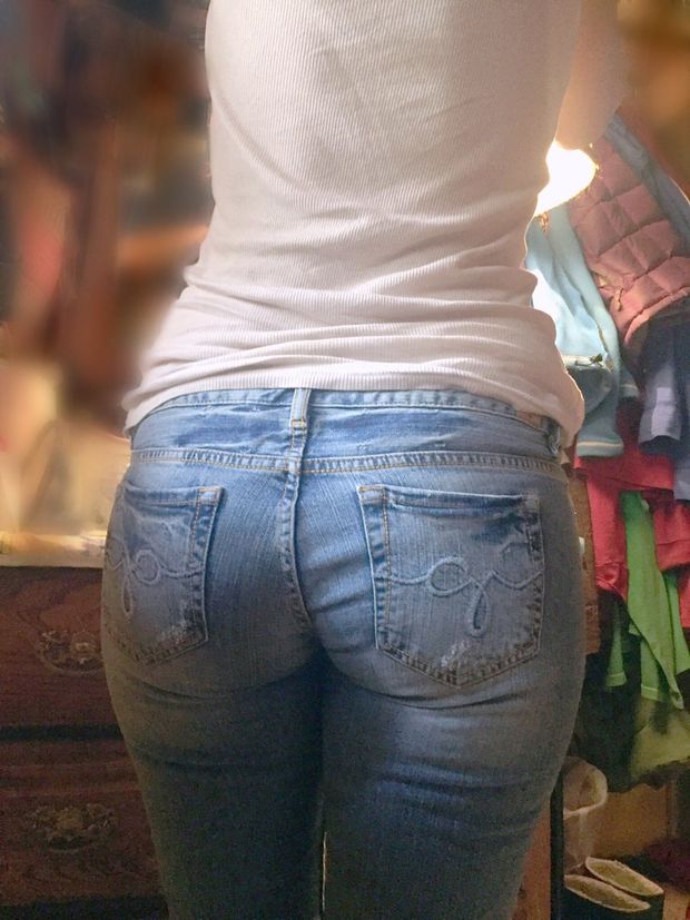 Shezma Jeans Pin 49744974