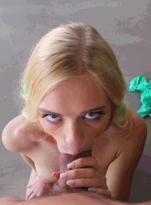 Sakii Fellatio