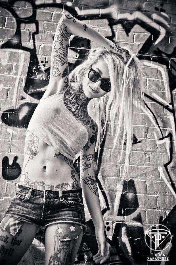 Sara Fabel D33pthroat1s4wesome