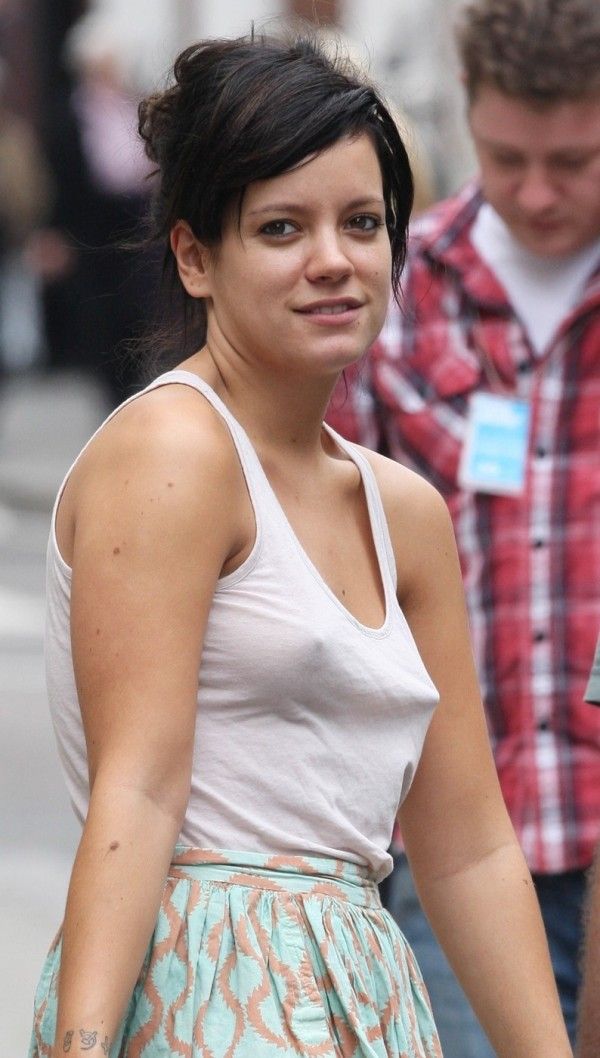 Lily Allen Braless Handsomegreg