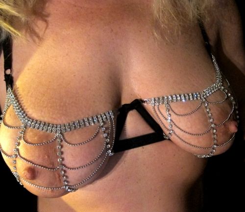 Gorgeous Tits In Bling Luckysting