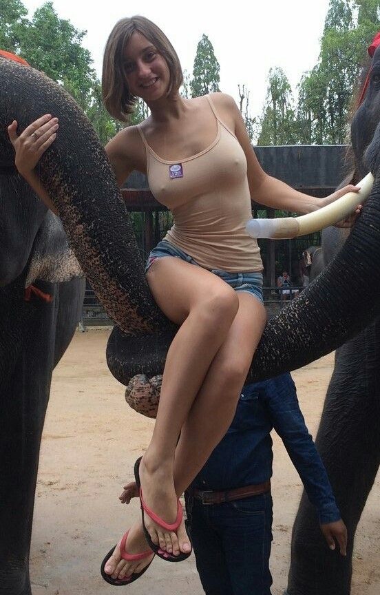 Swing Erect Nipples Kikkeli