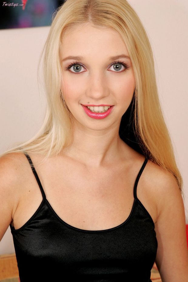 Z12345 Stunning Faces Pin 54259440