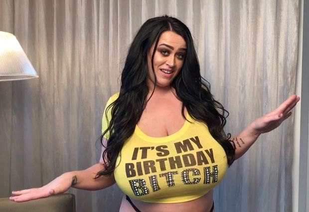 Boobilicious Leanne Crow With Her Massive Heavy Beyond Redemption