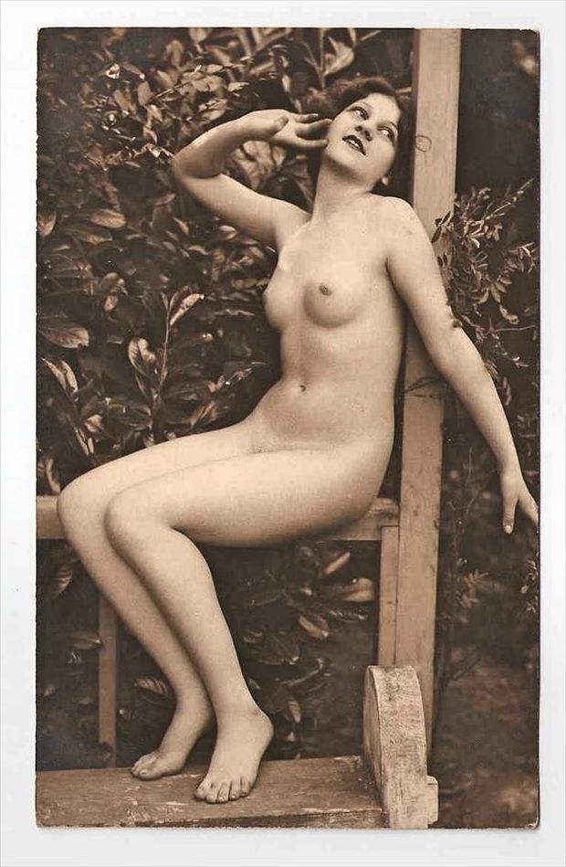 Sloane Is Still Sexy After All These Years Sexyazannie