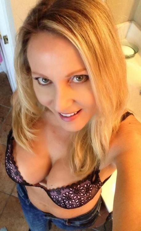 Erotic Glance Of Sensual Wife Nudeamateurteengirls 