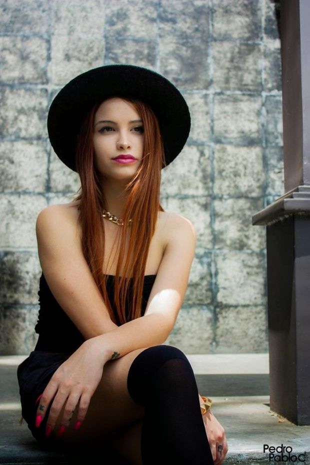 Camila Montoya Very Glamorous Celsogarra