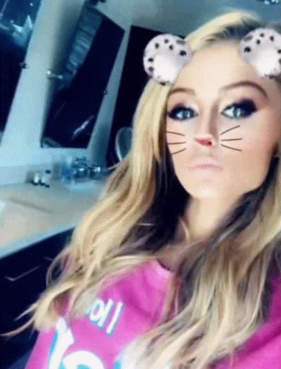 Paris Hilton Areanon
