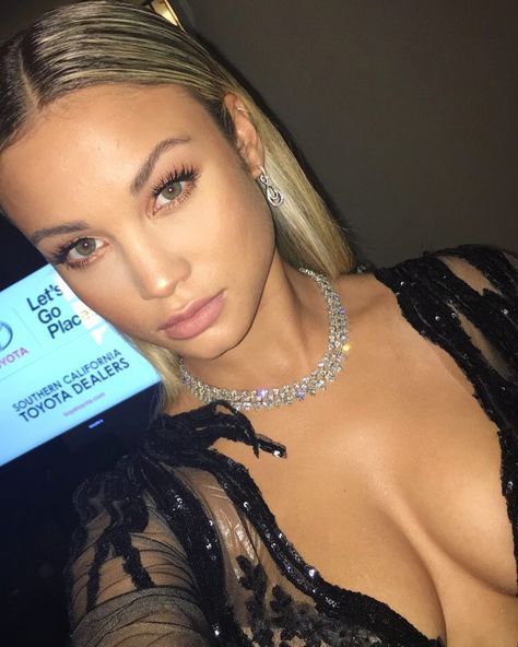 Chloe Salpa Glamorous Celsogarra