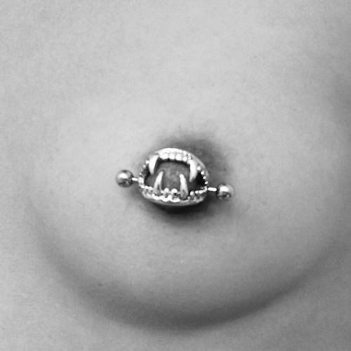 Tit Jolenia
