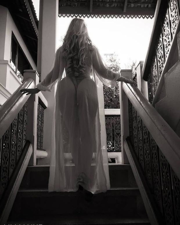 Sheer Gown Big Ass Chadstem