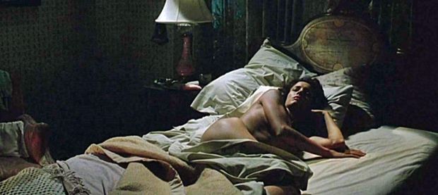 Jennifer Beals Neskall