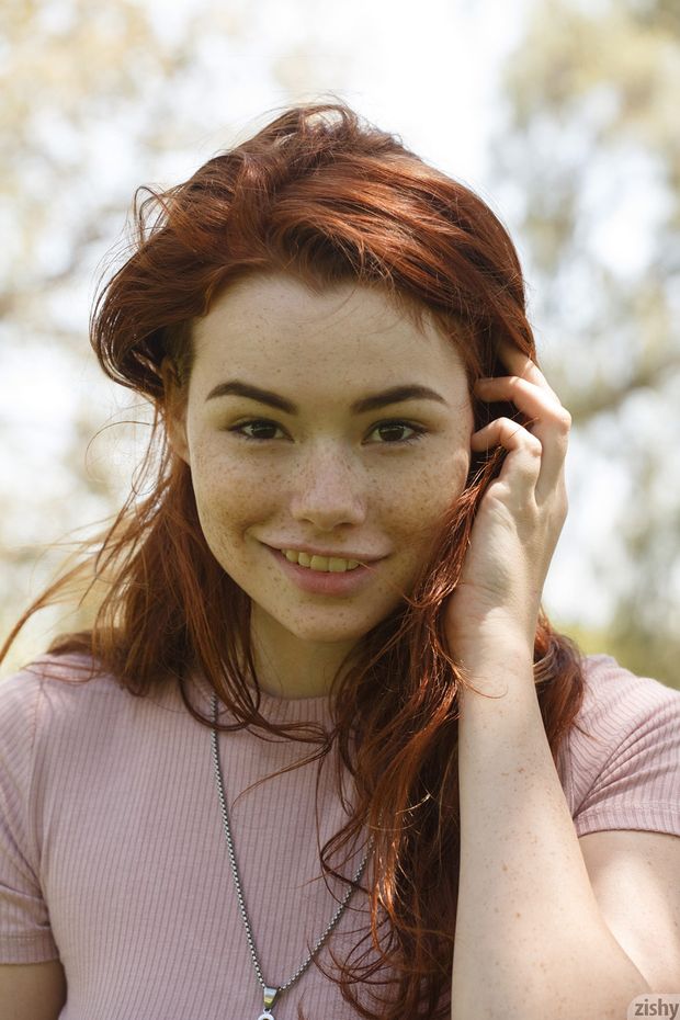 Sabrina Lynn Hornymistermike