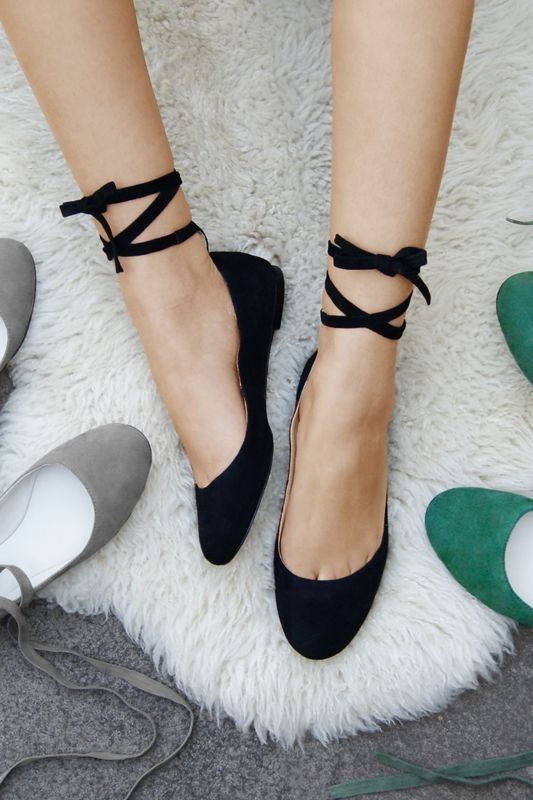 Super Sexy Feet With Black Flats Flatslover